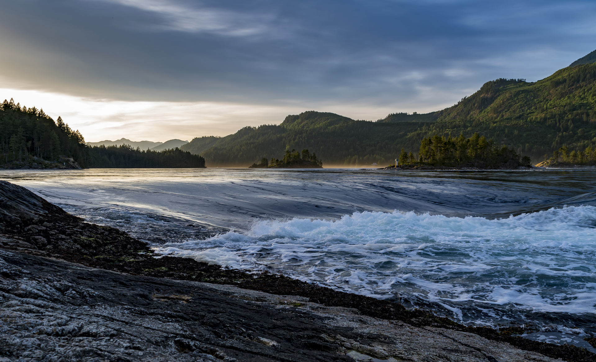 Village of Egmont • West Coast Wilderness Lodge